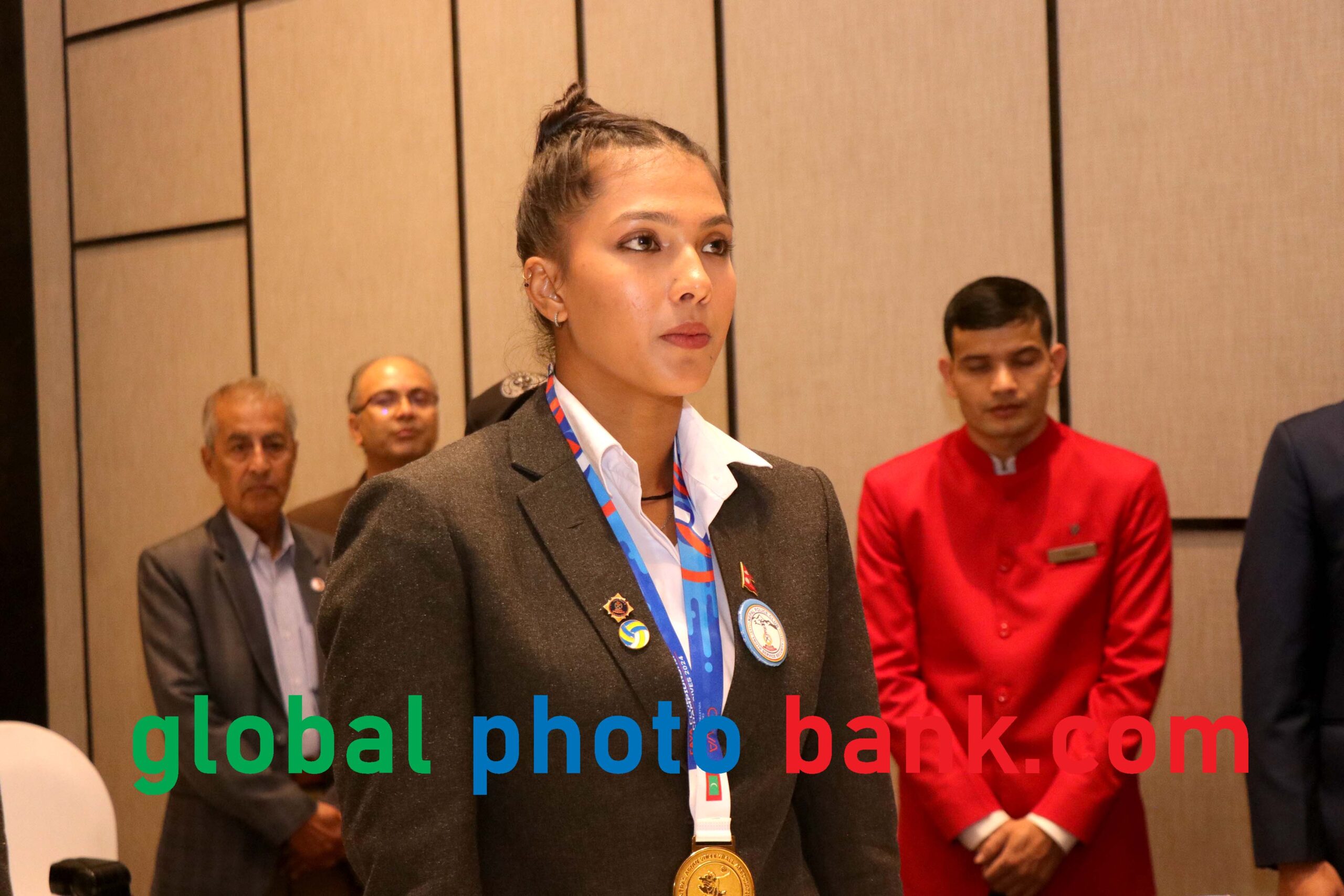 उषा भण्डारीलाई पोत्साहन स्वरुप थप एक लाख नगद सहित सम्मान_Usha Bhandari ...